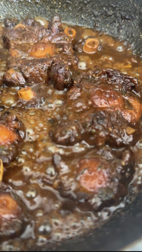 Delicious Homemade Oxtail Pot Pie Recipe - Jerk Tavern